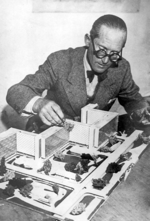 Ville Radieuse: Le Corbusier's Functionalist Plan for a Utopian ...