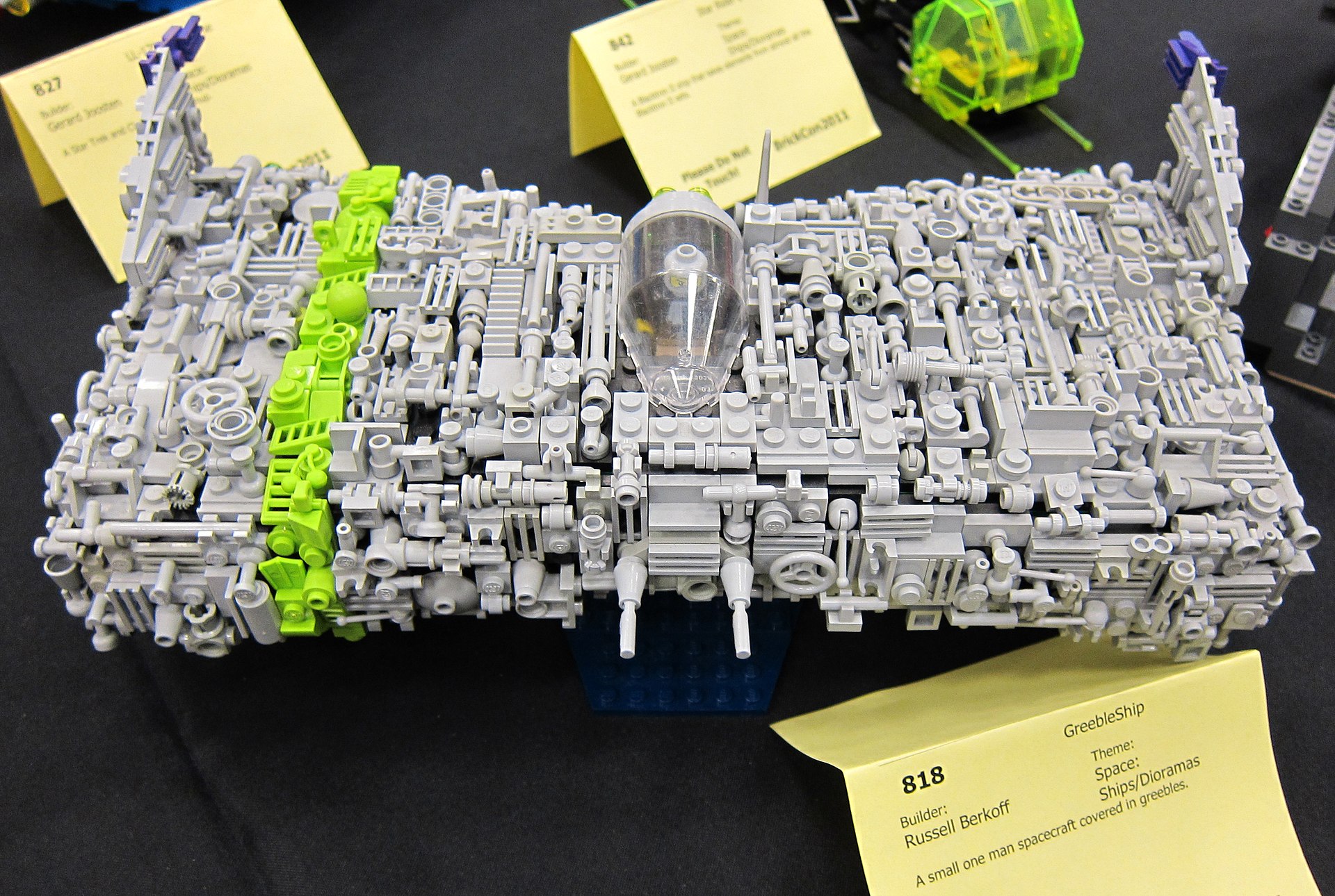 Interstellar Illusions: "Greebles" Lend Large Sci-Fi Structures a Sense ...